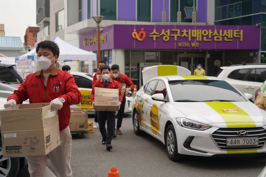 BBQ, 대구 코로나19 의료 봉사진에 치킨세트 기증