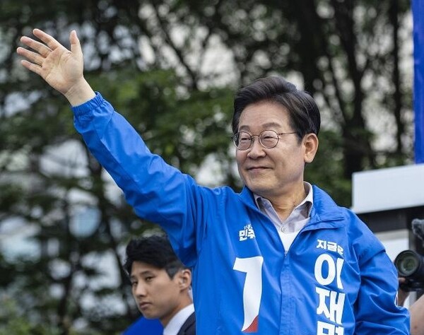 [21대 대선] MBC 이어 KBS "이재명 당선 유력"..개표율 30% 52만표차